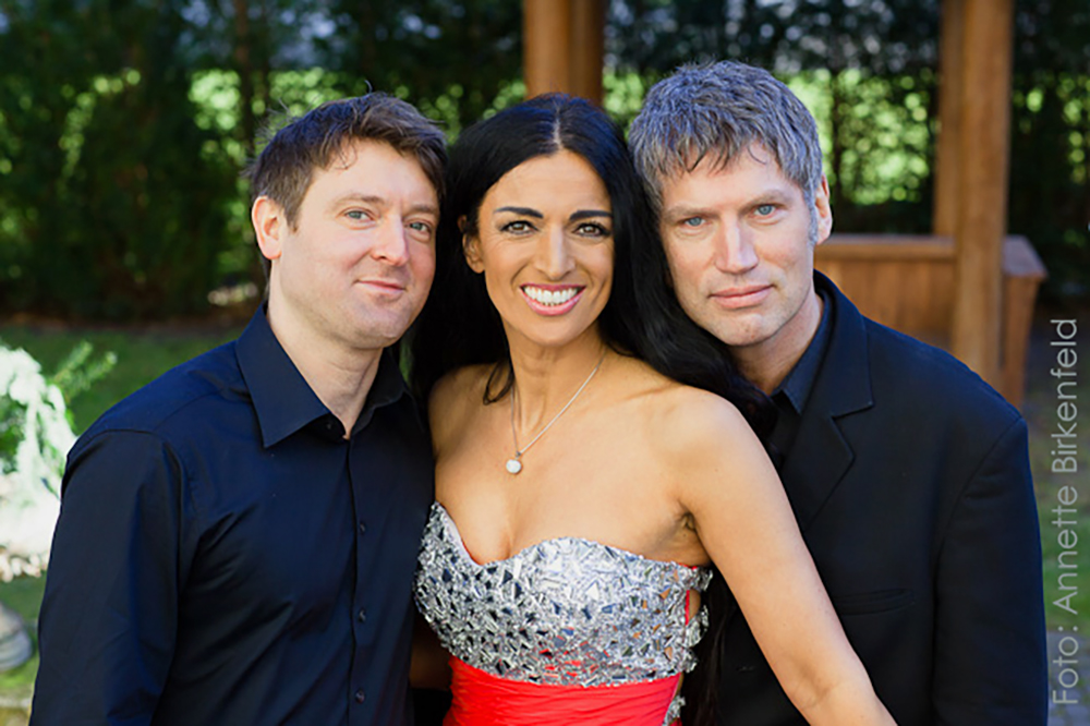 Cara & Band – Cara Ciutan